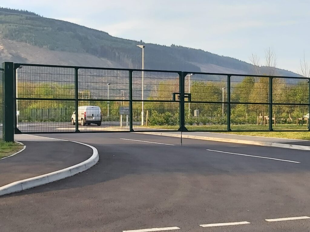 Swing Gates Installation | Integrated Fencing